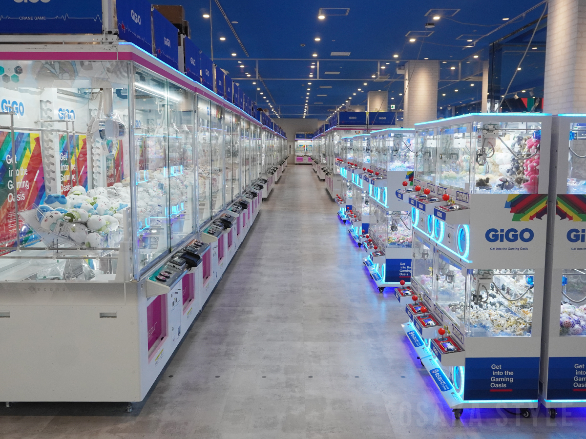 【動画】ゲームセンター「GiGO大阪道頓堀本店」オープン クレーンゲームは300台 – OSAKA STYLE